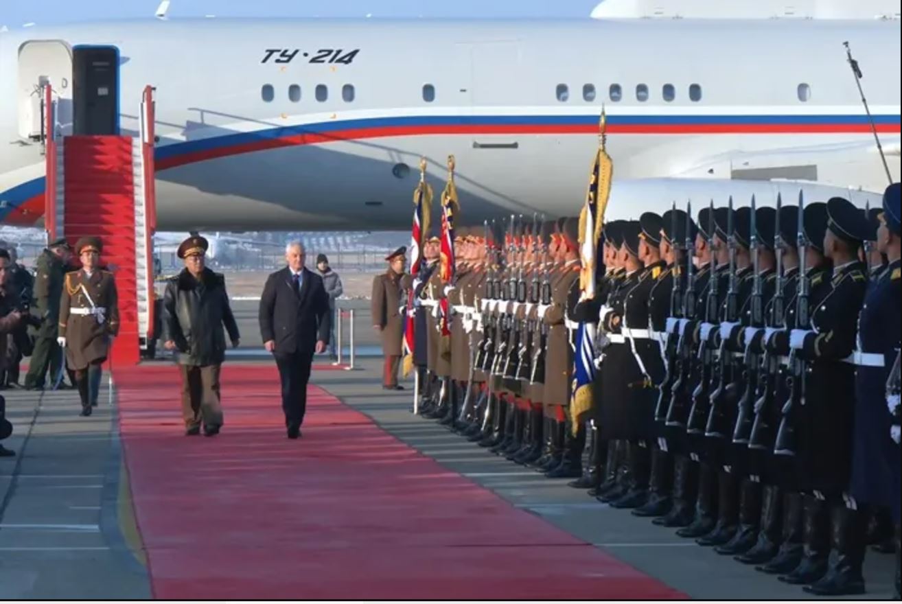 Ο Ρώσος υπουργός Άμυνας στη Βόρεια Κορέα για επίσημη επίσκεψη ...