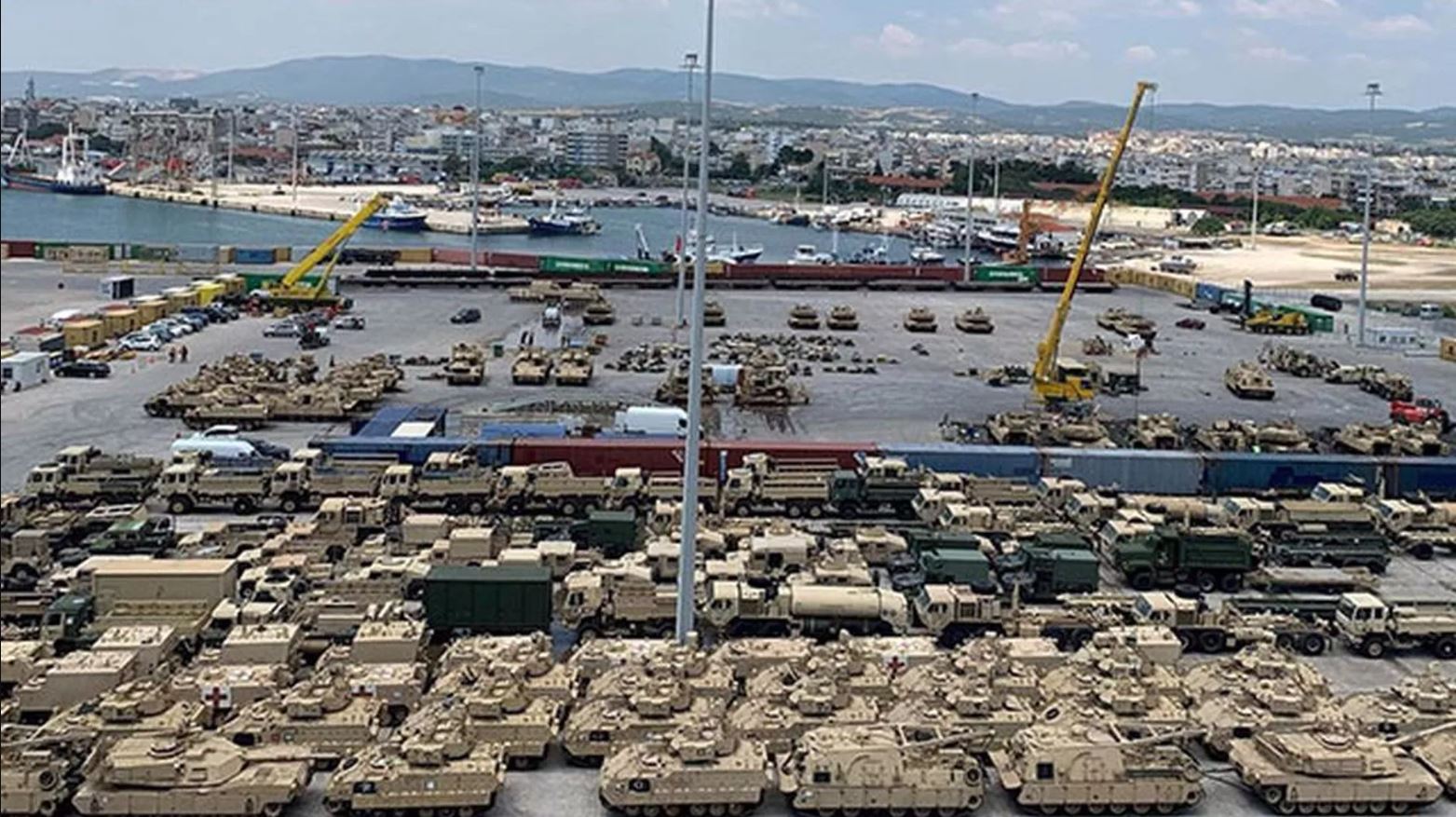 Sputnik: Ο Τραμπ θα κλείσει την αμερικανική στρατιωτική βάση στην ...