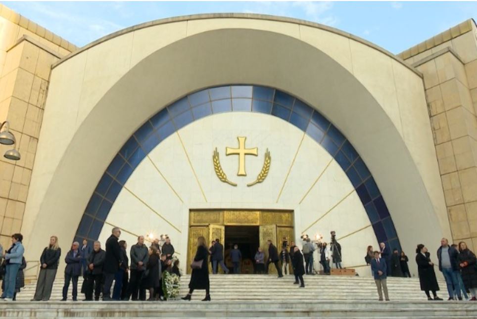 Η Ιερά Σύνοδος της Αλβανικής Ορθόδοξης Εκκλησίας εκλέγει σήμερα τον ...
