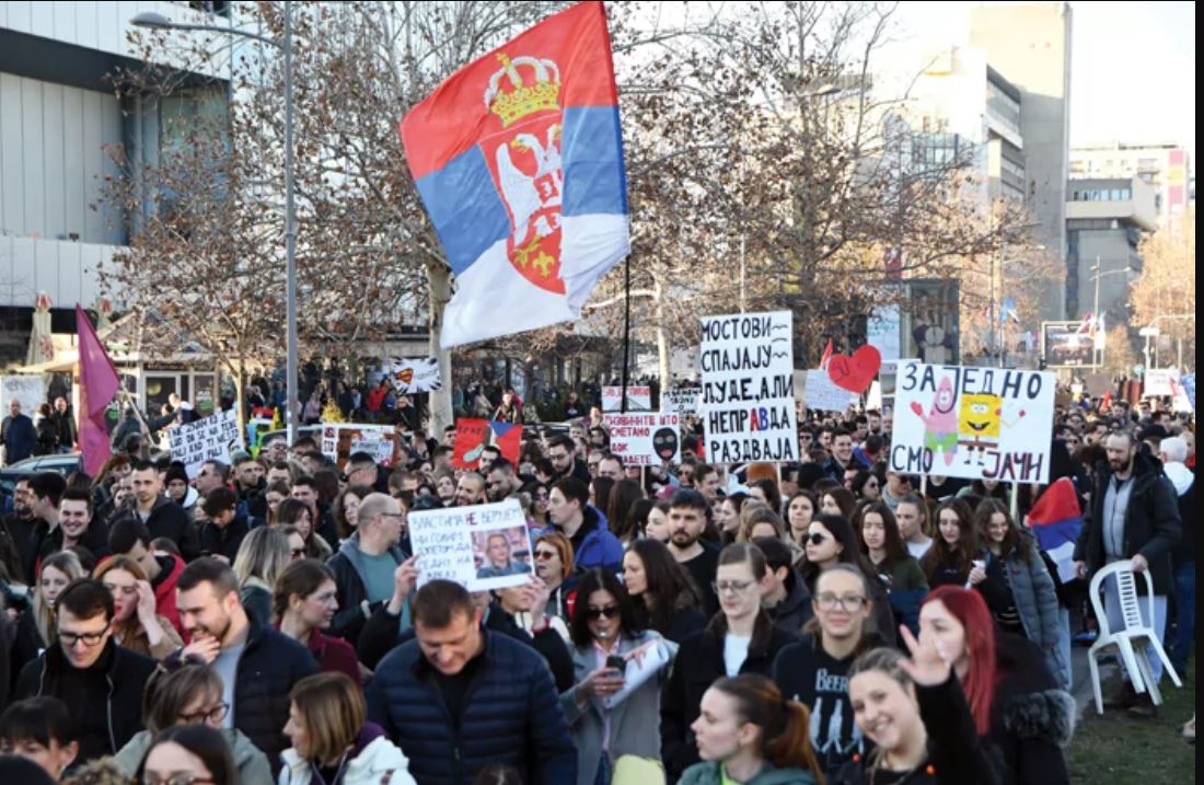 Πρόεδρος Σερβίας: Το CNN ψεύδεται, όπως έκανε και με τον Ντόναλντ Τραμπ ...